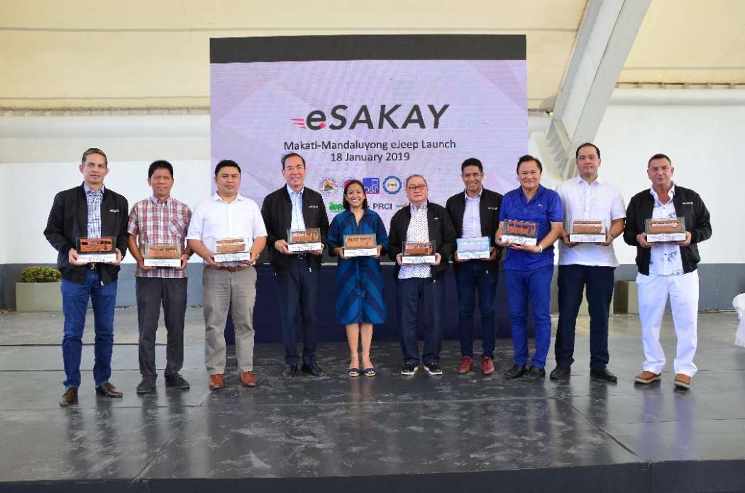 9 Peso Fare commute via eSakay Electric Jeepney servicing Makati ...