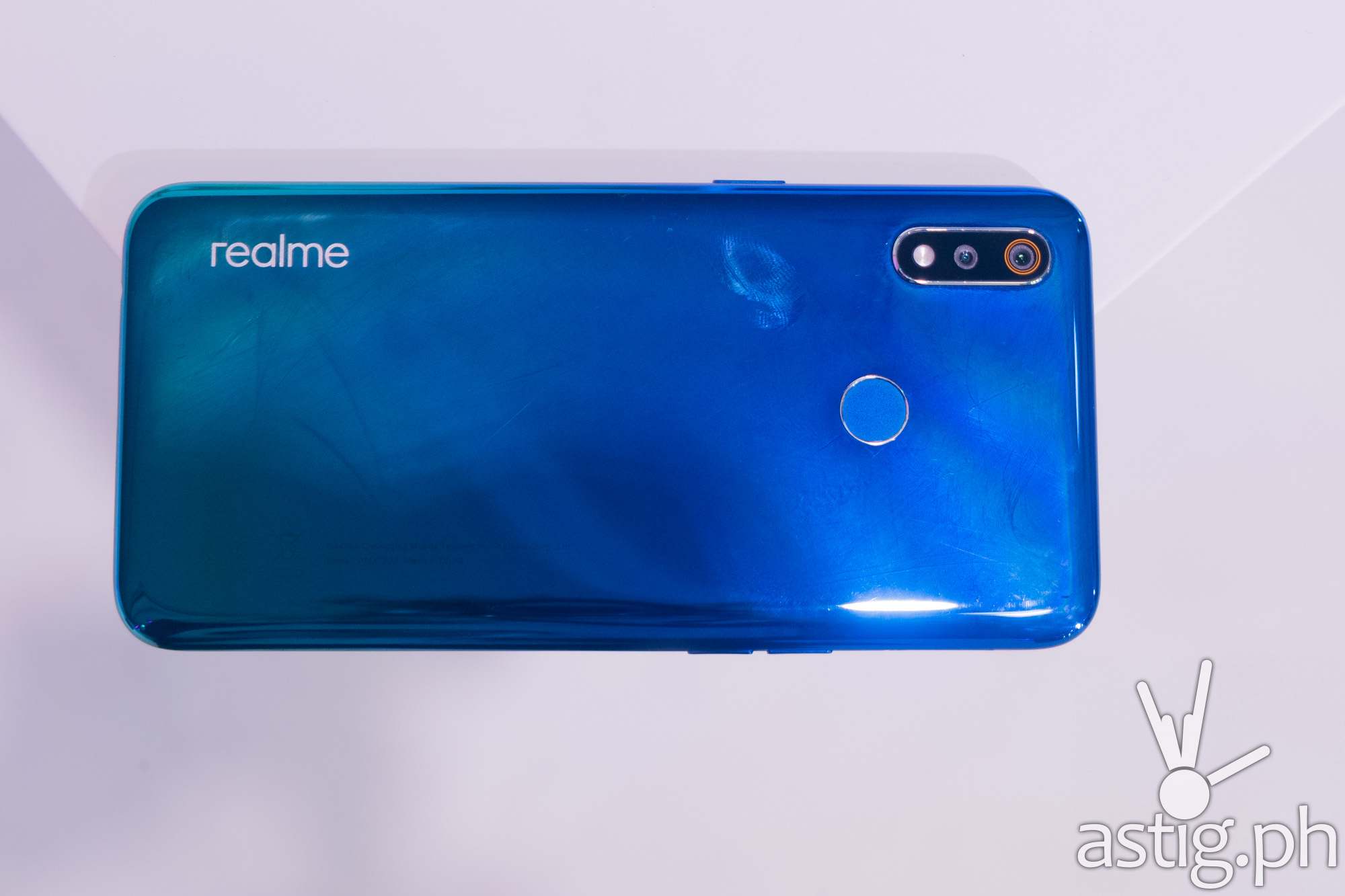 realme 3 just killed the mid-range segment with its P6,990 launch price ...