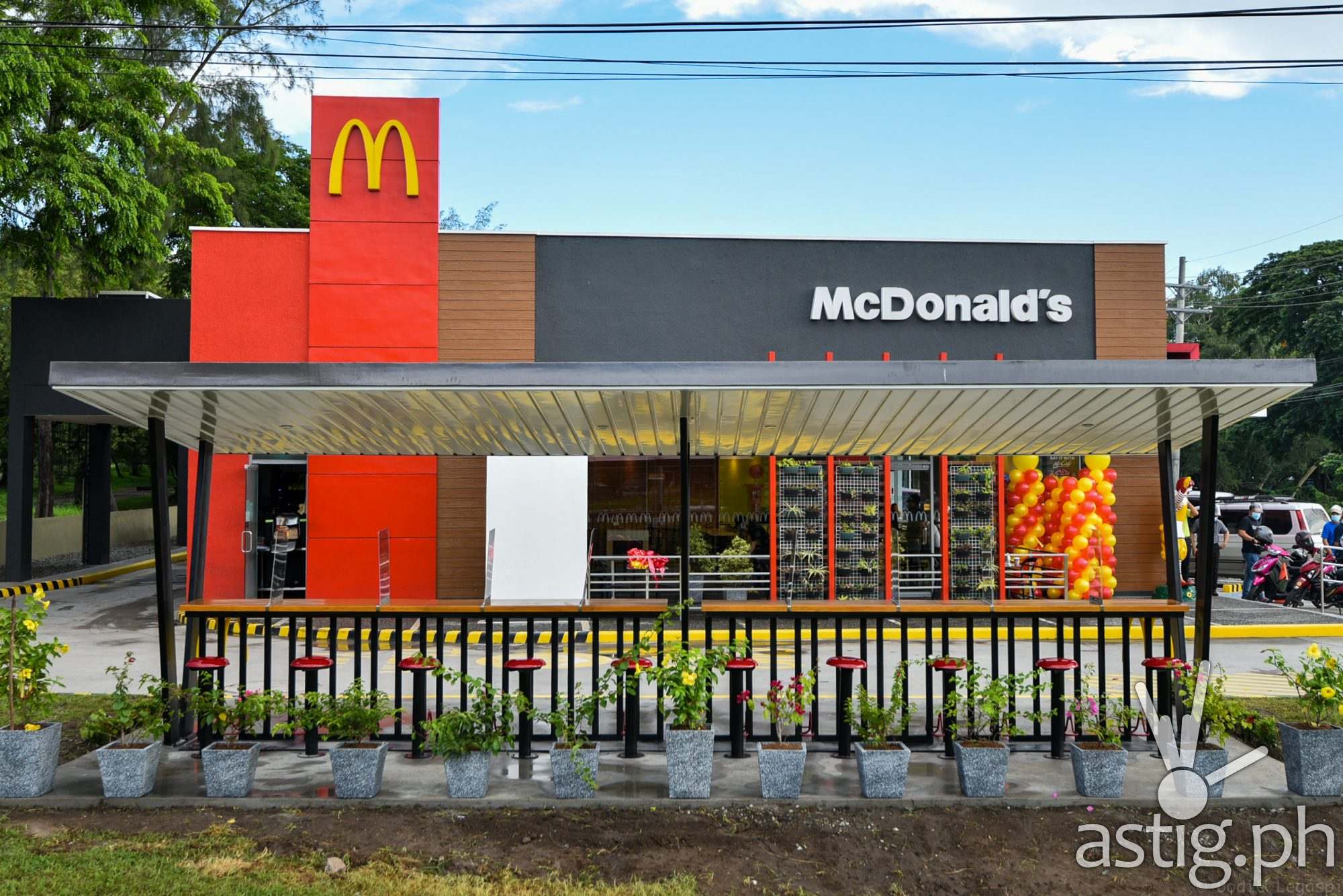 You can now “Bike & Dine” in McDonalds Pampanga – ASTIG: Philippine ...