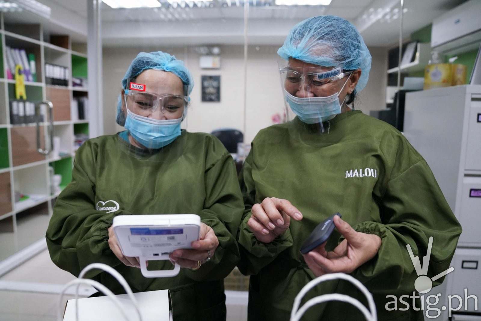 1,500 COVID-19 medical frontliners given care packages from Globe ...