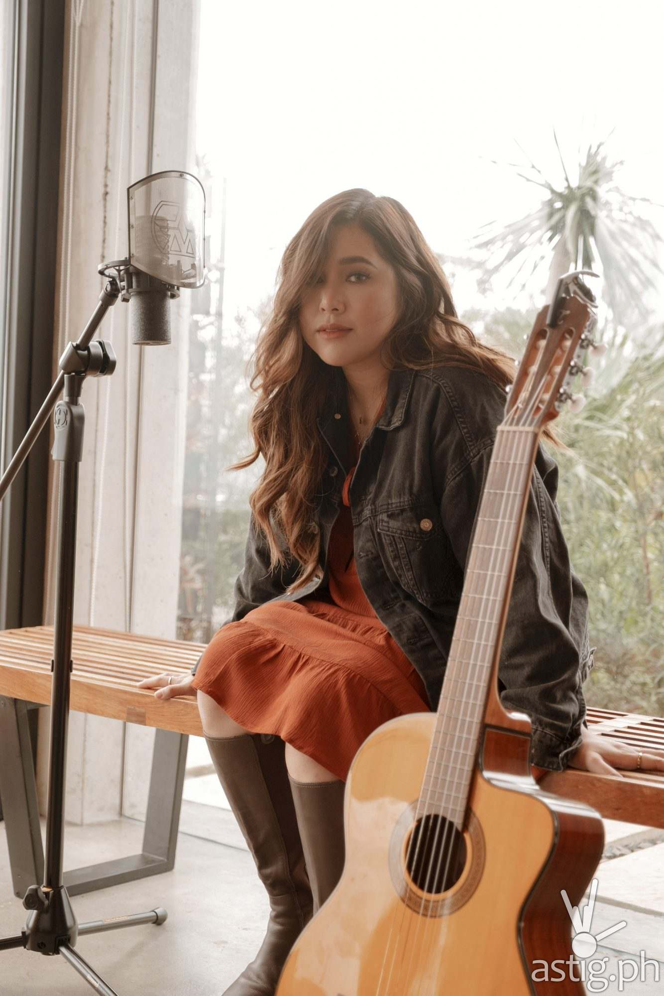 Moira dela Torre serves us a heartwarming single for the upcoming ABS ...