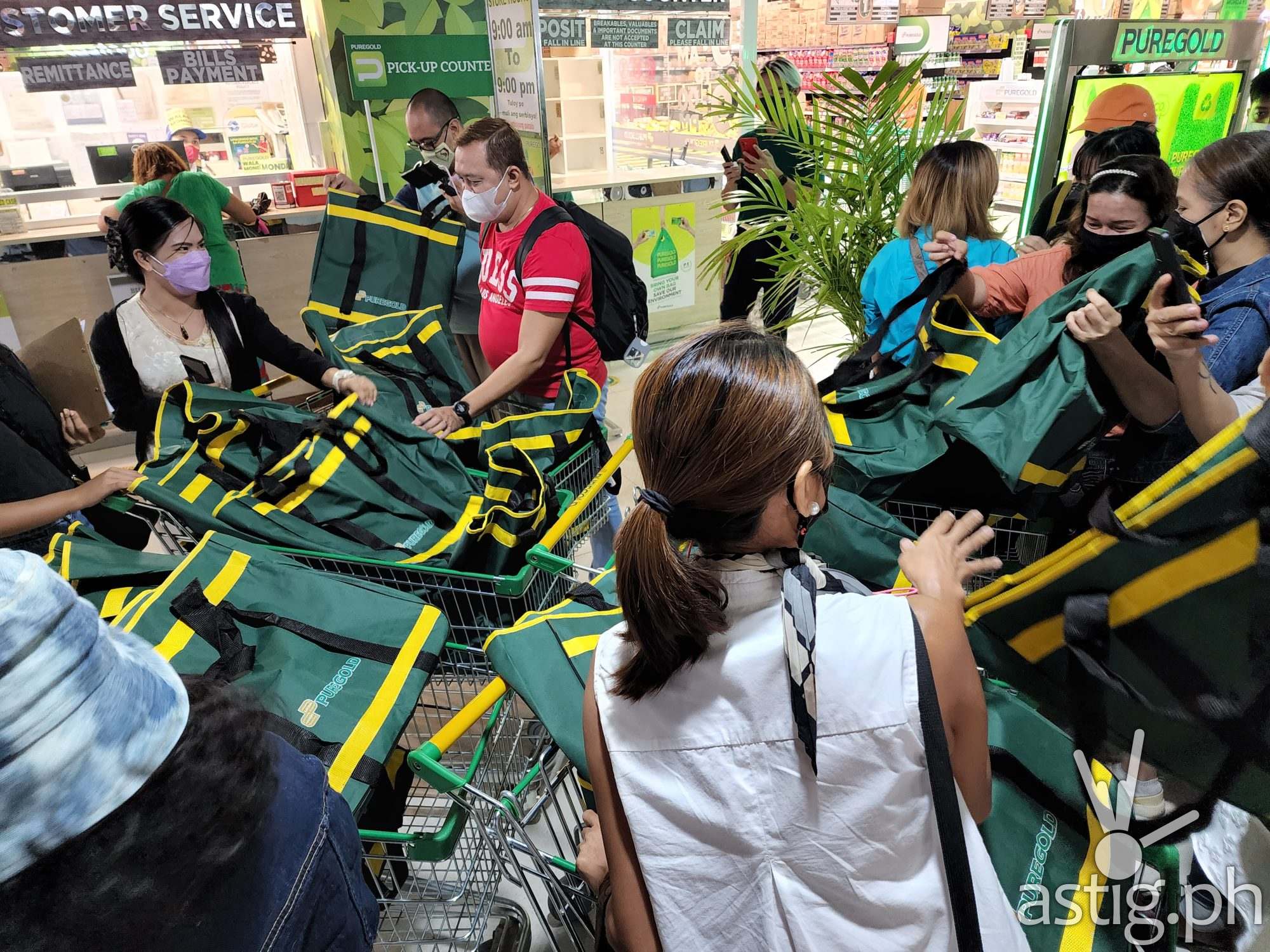 Puregold gives back up to P5 for every eco bag in ‘Walang Plastik ...