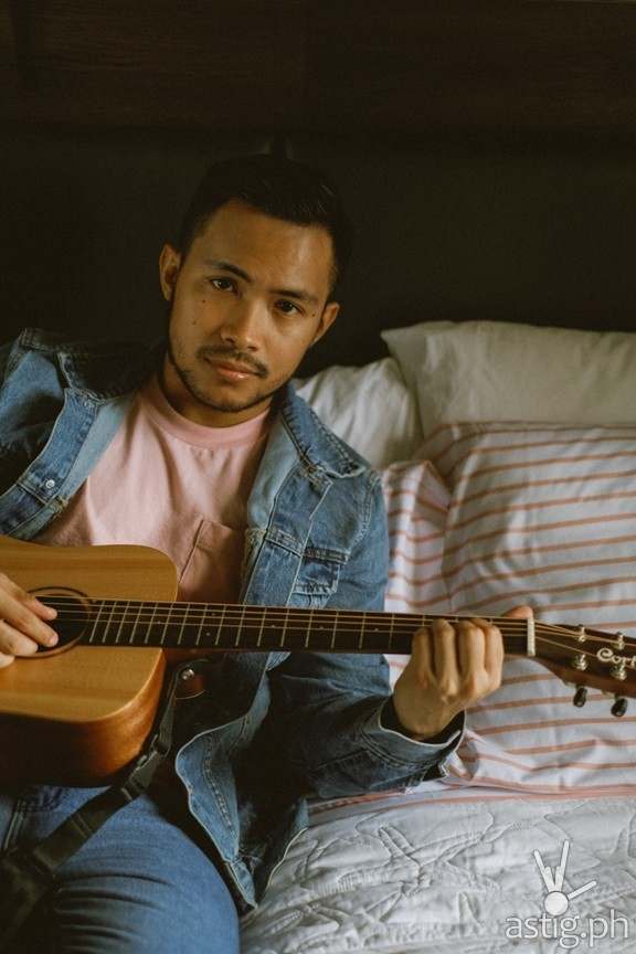 Carlo Bautista offers a rock revival of the hit ‘hugot’ song, “Hiling ...