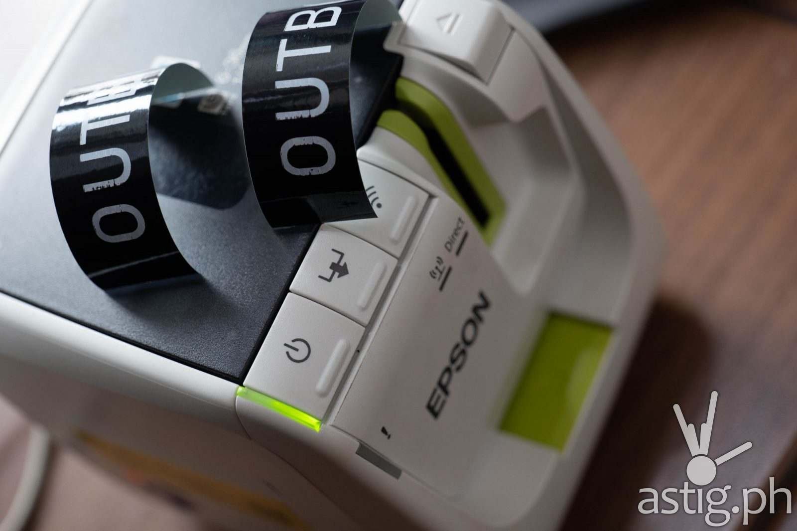 Epson LabelWorks LW-1000P: Bringing organization into people’s homes ...