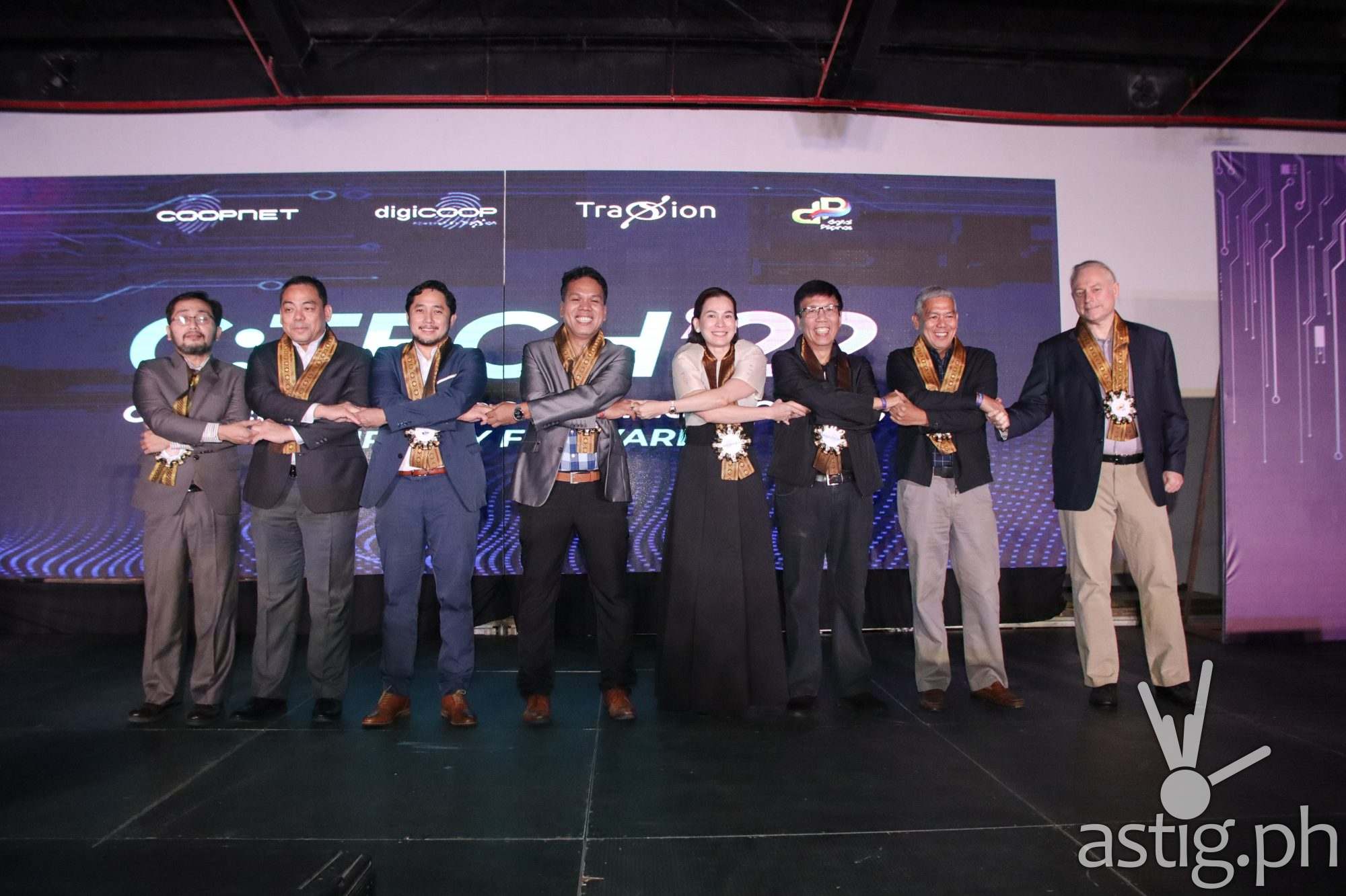 COOPNET launches the first QR-operated teller machine in the ...