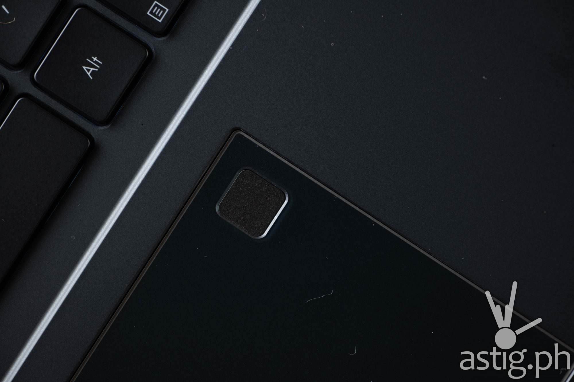 ASUS Vivobook Go 15 OLED review: Portable pro-level visuals for the ...