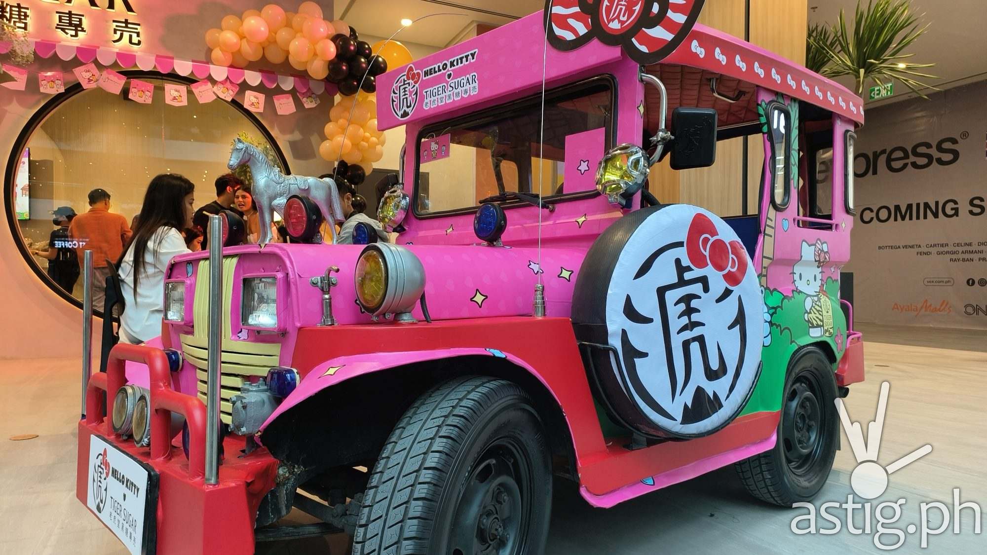 Hello Kitty jeepney draws crowds as Tiger Sugar celebrates 5th ...