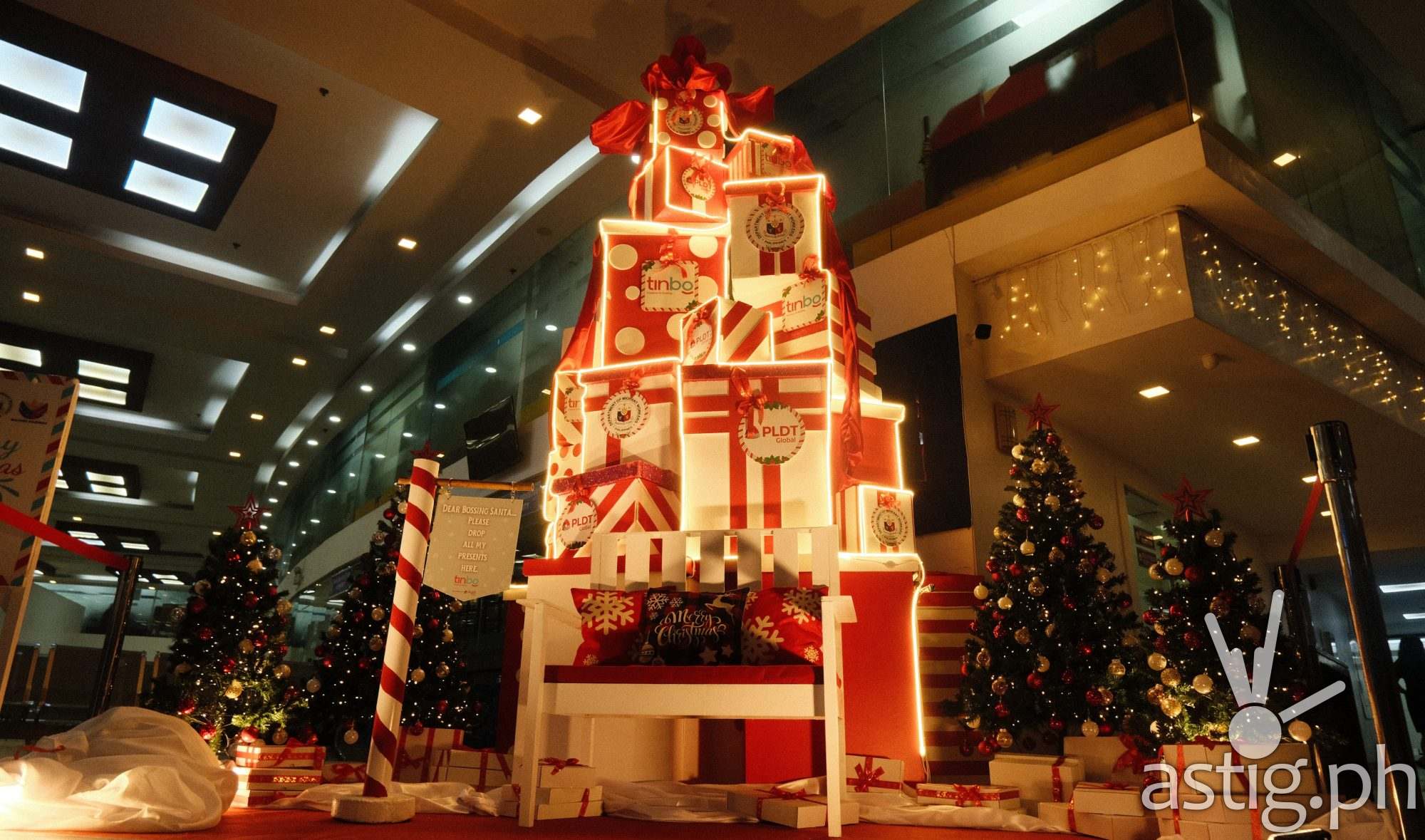 PLDT Global and DMW Light Up the Season with Special Christmas Display ...