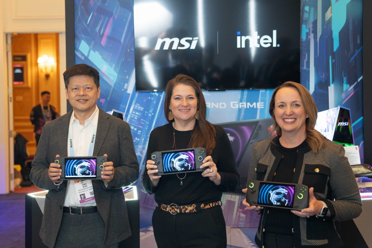 MSI Claw gaming handheld launched with Intel Core Ultra at CES 2024 #2 – ASTIG: Philippine News ...