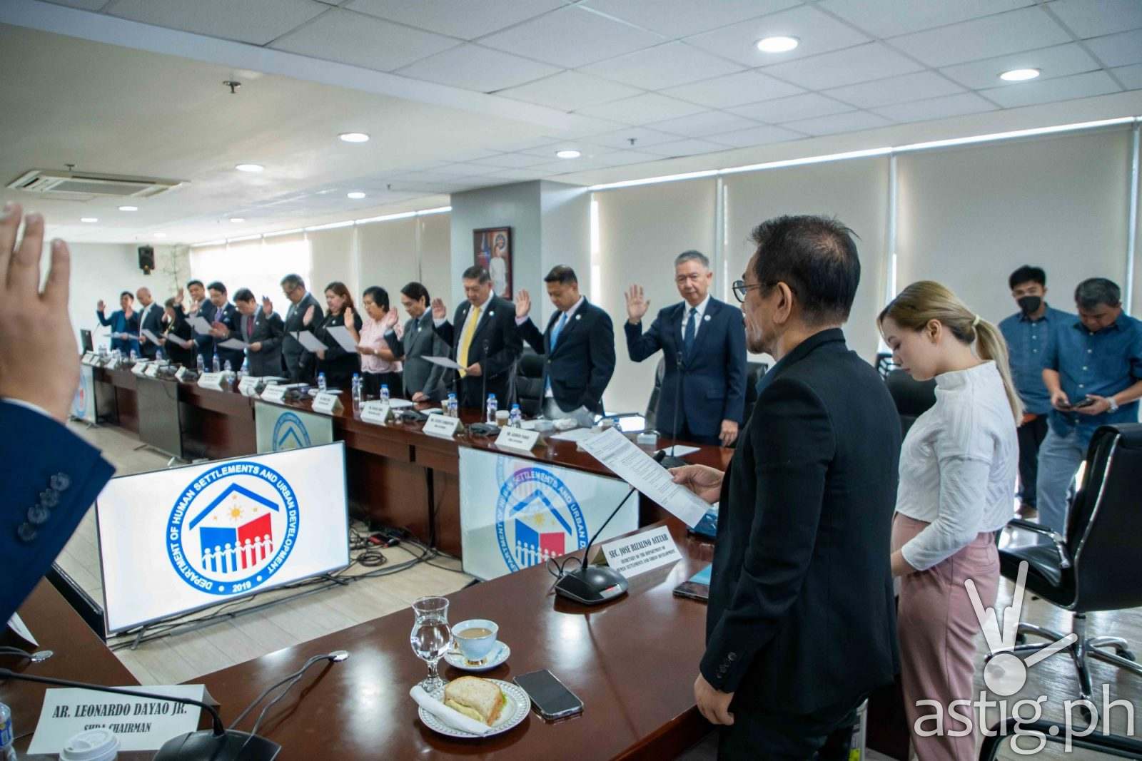 SHDA elects new set of officers, takes oath before DHSUD Chief Acuzar ...