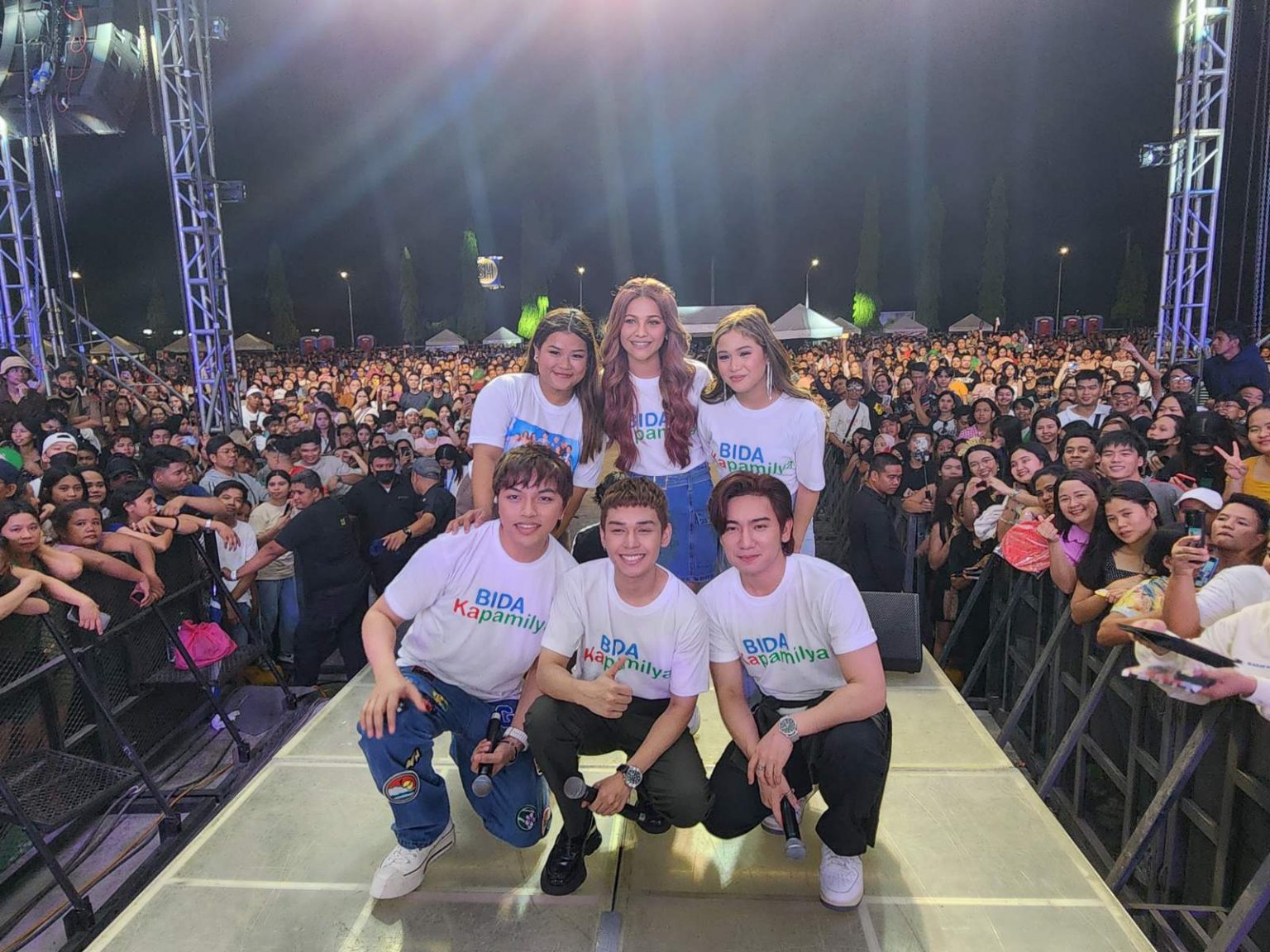 ABS-CBN’S “IT’S SHOWTIME” And “HIGH STREET” Stars Draw Huge Crowd In ...