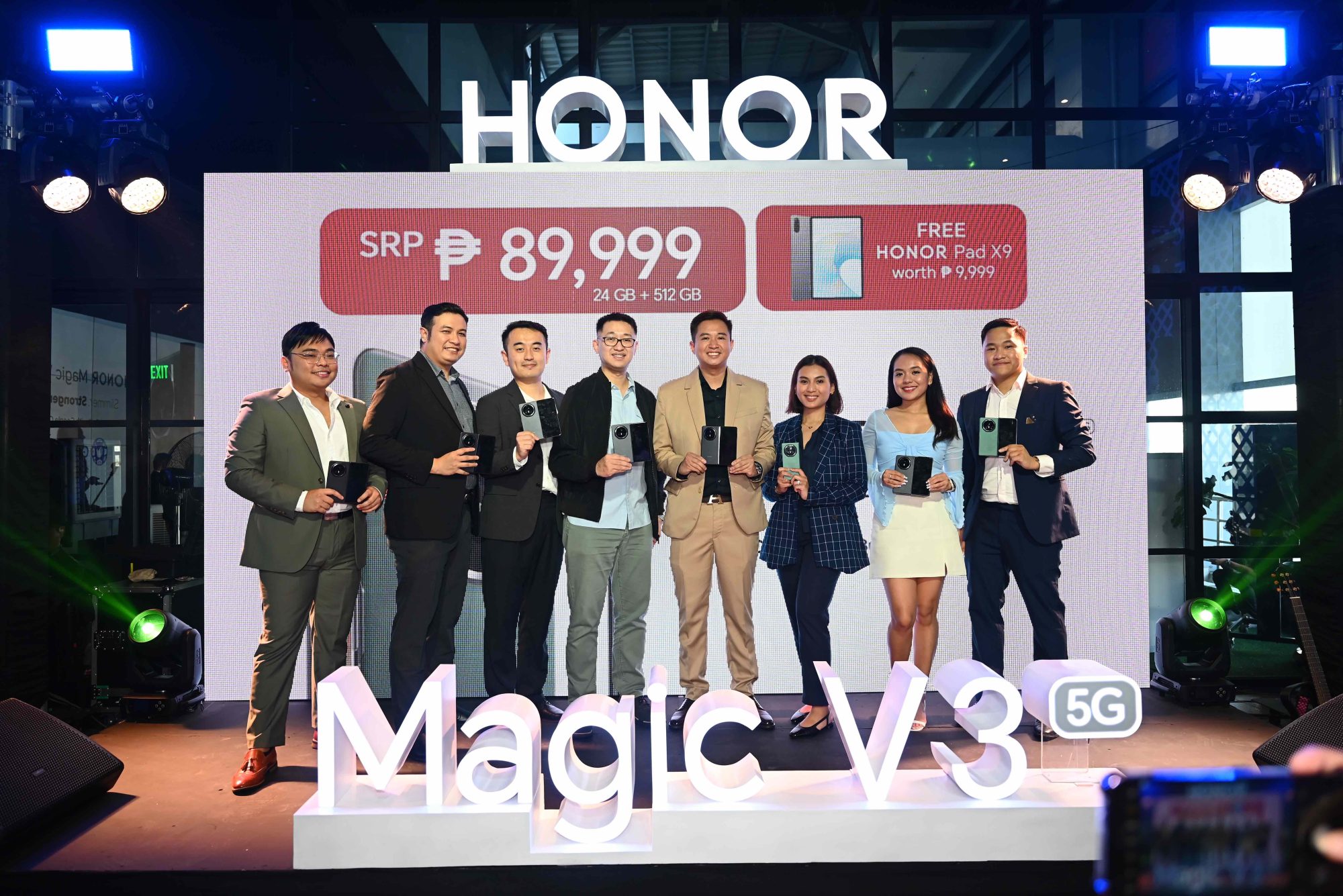 HONOR Magic V3 the world's thinnest foldable hits PH shelves for Php 89,999 – free HONOR Pad X9 ...